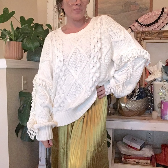 Cyrus | Sweaters | Nwt Gorgeous Chunky Cable Knit Cape Cod Sweater ...